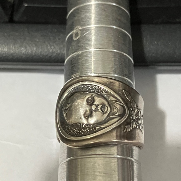 Gerber | Jewelry | Gerber Silver Artistic Face Ring | Poshmark